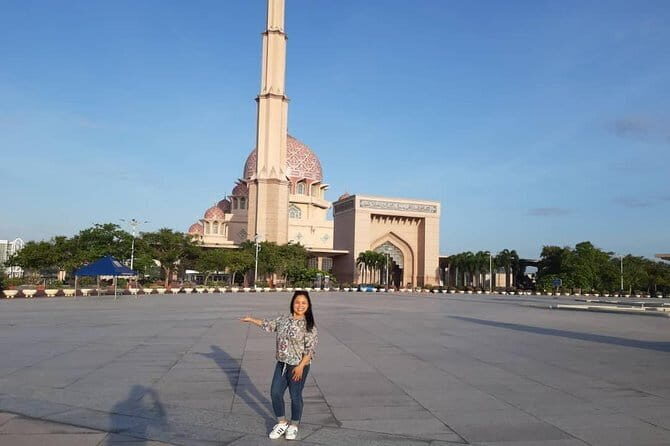 Genting Highlands plus Batu Caves, Batik & Pewter Full Day Tour - Who Would Benefit Most?