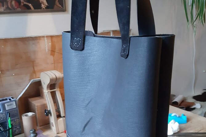 Genuine Leather Tote Bag Workshop in Leiden - Who Will Enjoy This Experience?