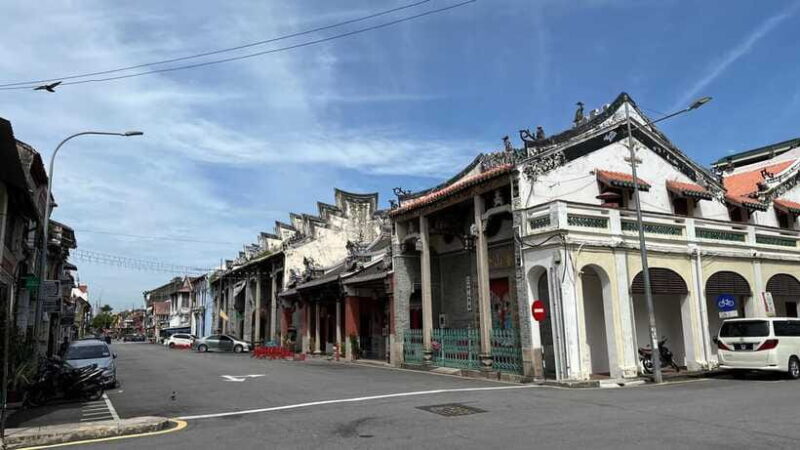 George Town: Heritage Walking Tour with Street Food Tasting - Who Will Love This Tour?