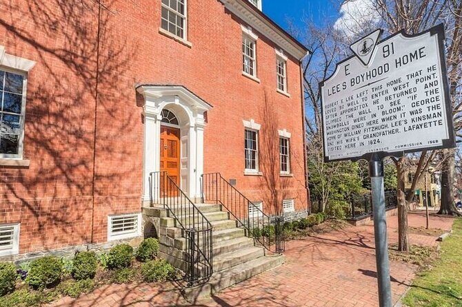 George Washington's Mount Vernon & Old Alexandria Half-Day Guided Tour from DC - Transportation, Duration, and Group Size