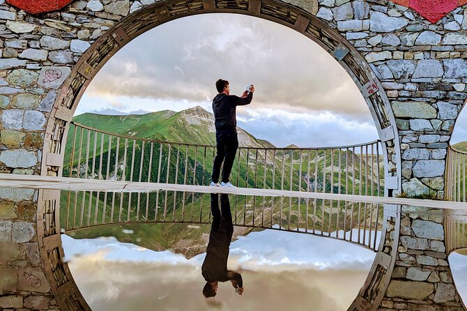 Georgian Essence: Cultural Immersion in a week - Day 6: Mountain Passes and Coastal Charm