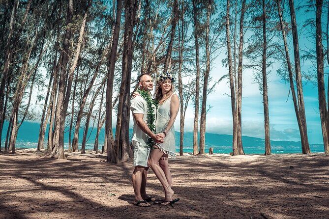 Get Engaged on Maui Beach with a Photographer - What Travelers Can Expect