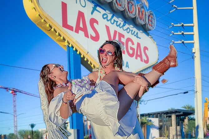 Get Married: Elvis Wedding + Las Vegas Sign + Photography - Who Should Book This Tour?