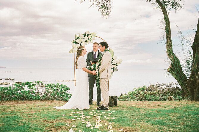 Get Married on Maui - Introduction