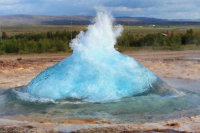 Geyser Waterfalls and Blue Lagoon Day Tour from Reykjavik - What Makes This Tour Stand Out