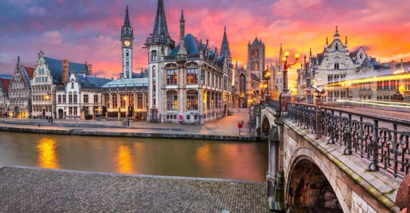 Ghent: Express Walk with a Local in 60 minutes - Exploring Ghent in Just 60 Minutes
