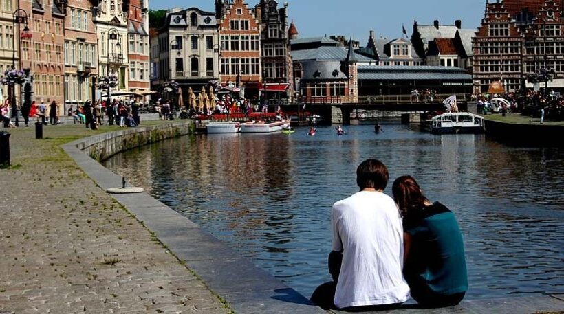 Ghent: Guided Walking Tour - Key Points