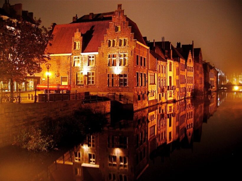 Ghent: The Dark Side of Ghent Private Walking Tour - What Makes the Guides Stand Out?