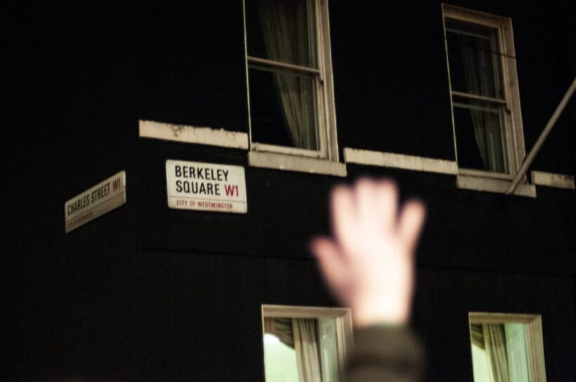 Ghost Tour of Mayfair - Berkeley Square: The Heart of Londons Haunted Nightlife
