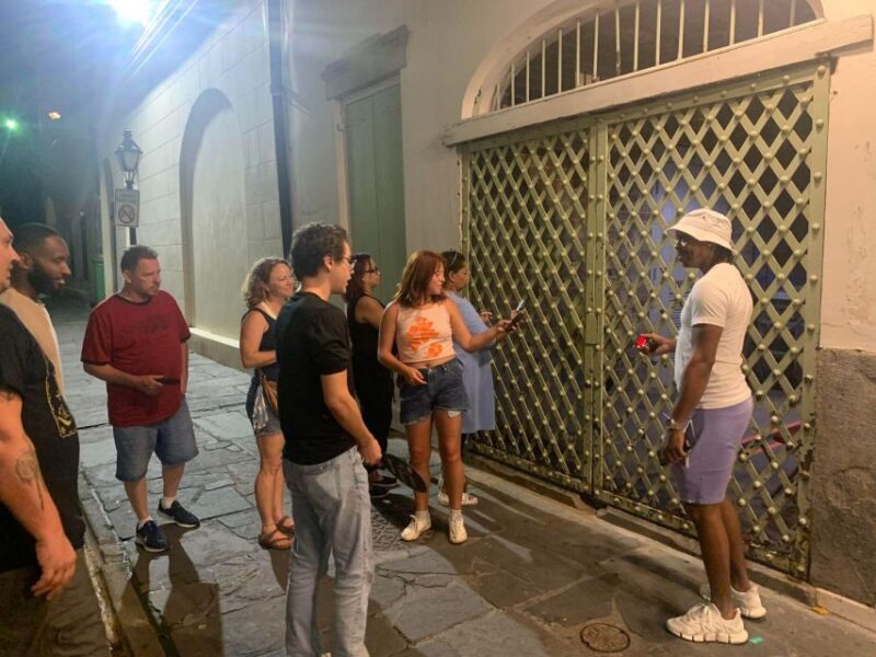 Ghost Tour with ghost hunting gear - The Experience: Pros and Cons