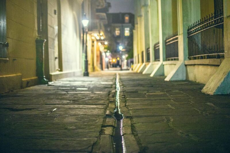Ghosts, Gods, & Gangsters - NOLA's Dark Psychology Tour - What Makes This Tour Stand Out?