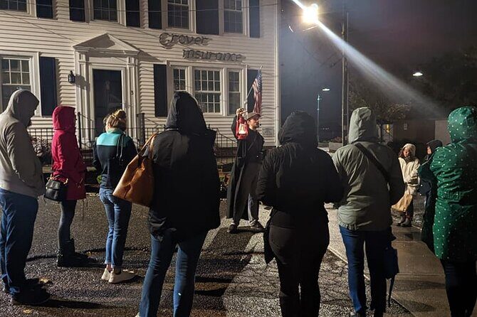 Ghosts of Christmas Past Downtown Stroll - An In-Depth Look at the Mystic Ghost Tour Experience