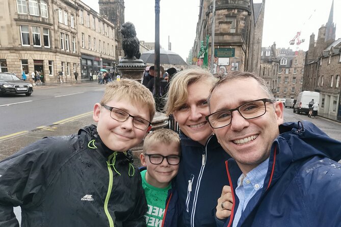 Ghosts of Edinburgh: Bloody Past Exploration Game and Tour - Meeting Points and Operating Hours