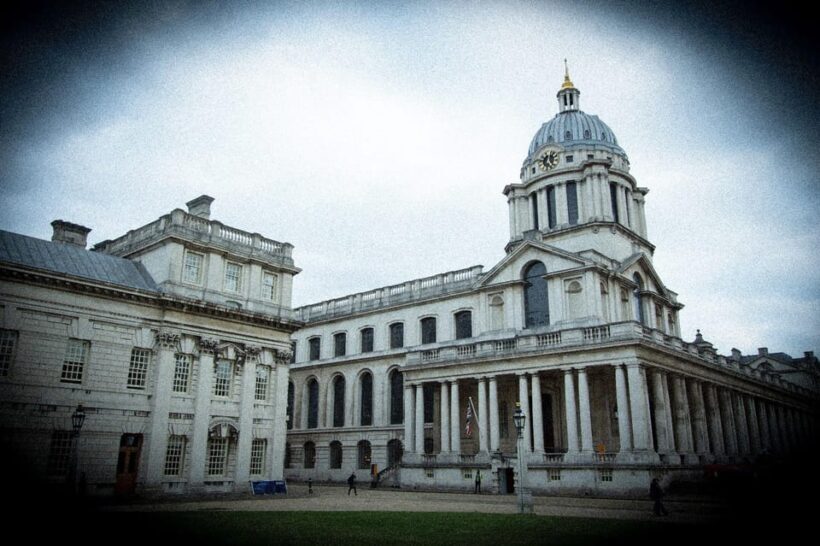 Ghosts of Greenwich: London's Haunted Walking Tour - Key Points