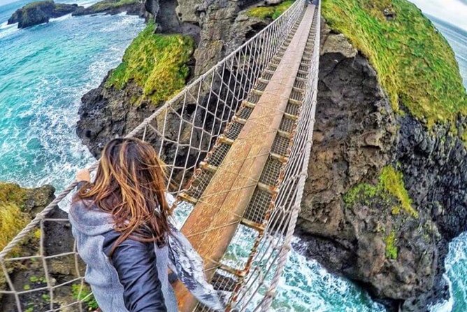 Giants Causeway and Belfast 2 Days with Private Chauffeur Tour - Frequently Asked Questions