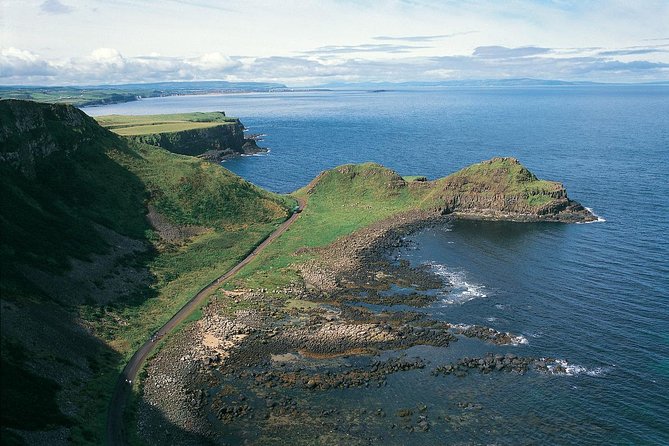 Giant's Causeway and Whisky Distillery tasting tour from Belfast - Authentic Feedback from Travelers