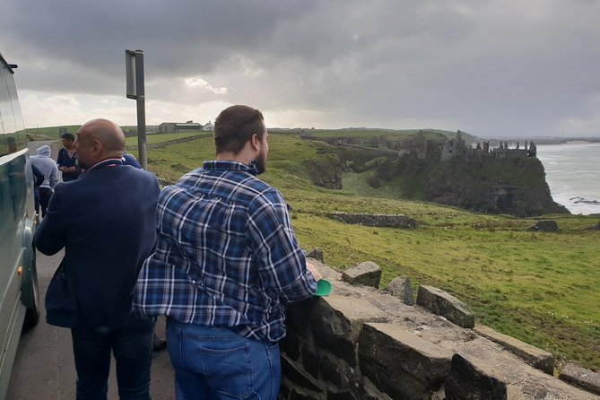 Giants Causeway, Rope Bridge, Carrickfergus Castle and Dark Hedges Tour - Traveler Feedback
