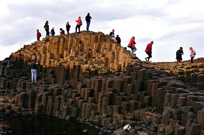 Giants Causeway With Private Chauffeur Day Tour From Dublin - What to Expect: Private Chauffeur and Vehicle Details