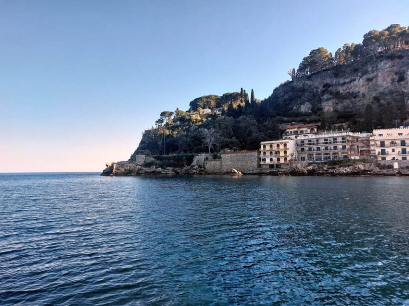 Giardini Naxos - Taormina 2 hours boat tour with snorkeling - Key Points