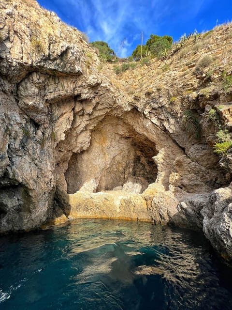 Giardini Naxos: Taormina & Isola Cruise Bella with Aperitif - Practicalities and Considerations