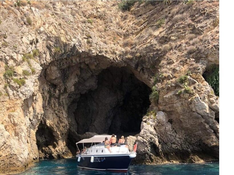 Giardini Naxos: Taormina & Isola Cruise Bella with Aperitif - The Sum Up: Who Will Love This Cruise?