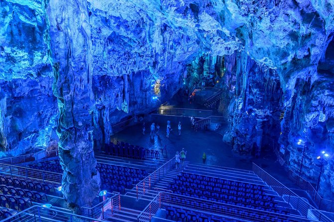 Gibraltar Inside Out Standard Tour 1.45hrs - Exploring the Pillars of Hercules and Rock of Gibraltar