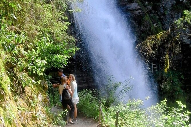 Giessbach Waterfall + CLOY Pier Iseltwald Sightseeing Tour Privat - FAQs