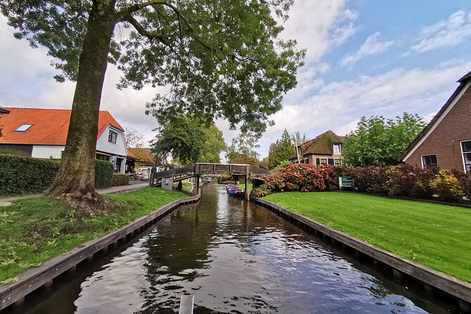 Giethoorn, Afsluitdijk, Zaanse Schans Day Tour Incl Hotel Pick Up - Final Thoughts