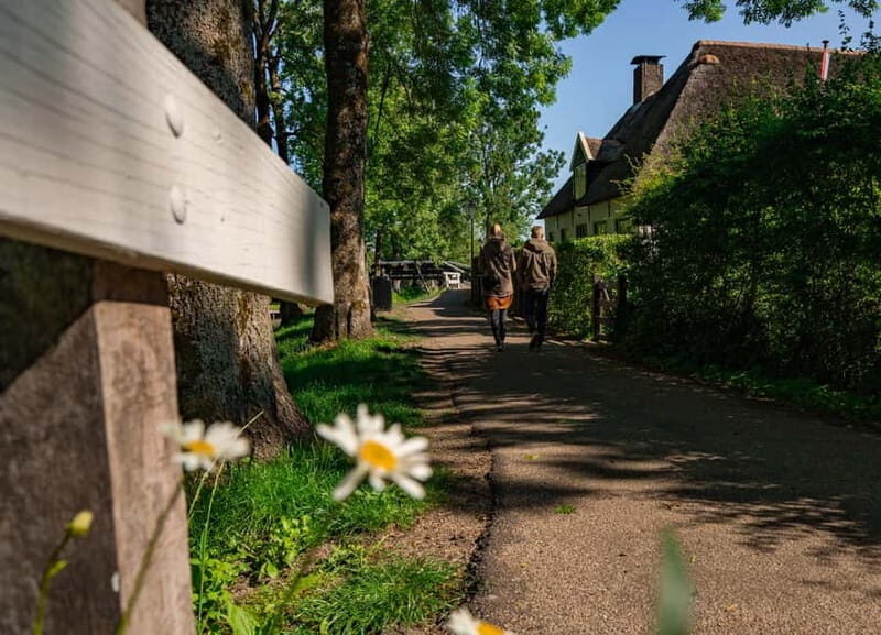 Giethoorn: Canal Cruise & lake Tour & Sightseeing Village - FAQ