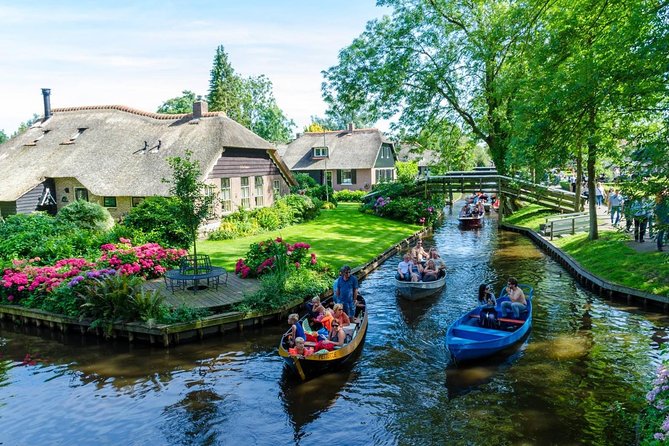 Giethoorn Day Private Tour Inc. Boat Trip - Inclusions
