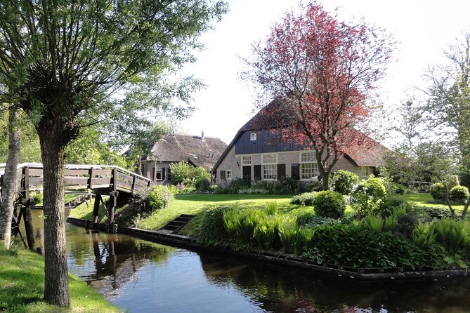 Giethoorn Day Trip From Amsterdam With Cruise and Cheeseplatter - Cheese Platter Delight