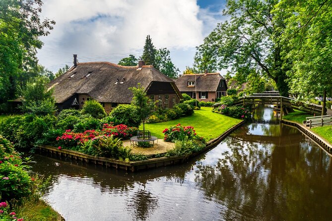 Giethoorn Day Trip from Amsterdam with Cruise & Walking Tour - Who Will Benefit Most from This Tour?