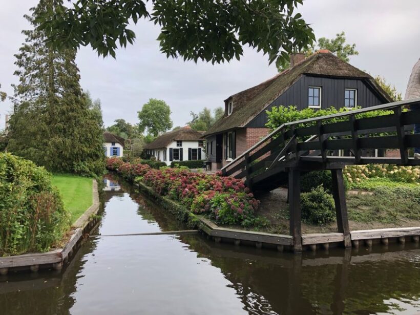 Giethoorn, Private Boat Tour & Zaanse Schans Windmills - What Makes This Tour Stand Out?