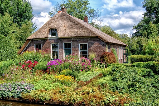 Giethoorn Private Tour with Cruise and Lunch from Amsterdam - Introduction to the Tour
