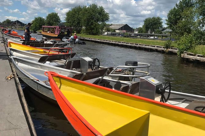 Giethoorn, Zaanse Schans Windmills Guided Day Trip from Amsterdam - FAQs