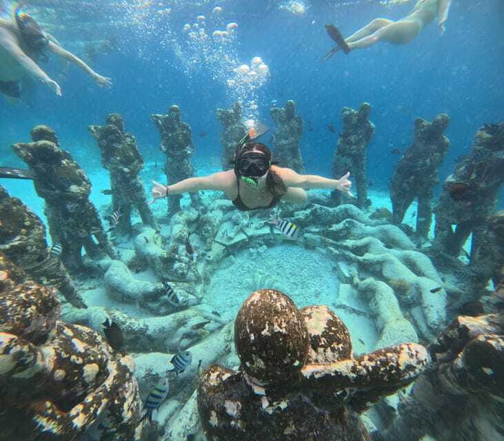 gili island: sunset and snorkeling tour + GoPro photoshoot - The Value Proposition