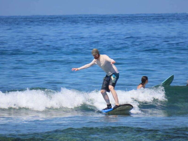 Gili Trawangan: A Surfers Paradise in the Oceans Heart - Key Points