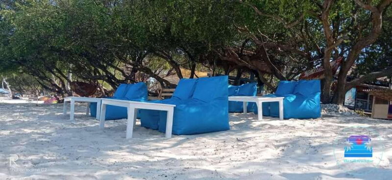 Gili Trawangan: The Beach Bar - Sunbed with Cocktail & Chill - Practical Tips for Visitors