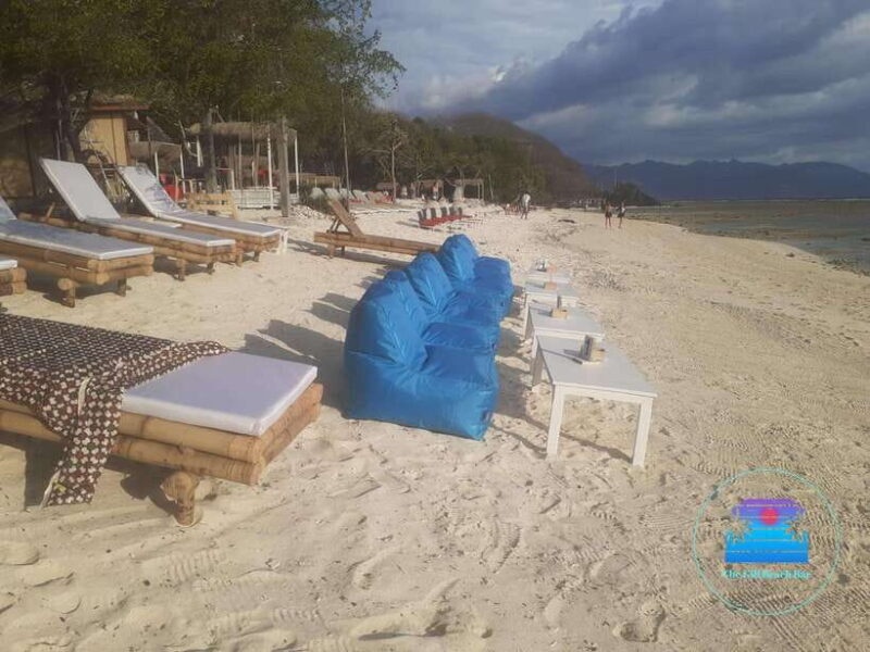 Gili Trawangan: The Beach Bar - Sunbed with Cocktail & Chill - Who Will Love This Experience?