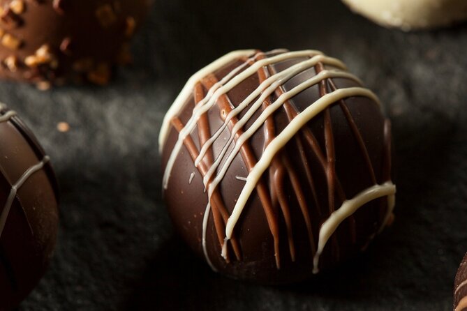 Gin and Chocolate Pairing Workshop in Malta - Who Should Consider This Tour