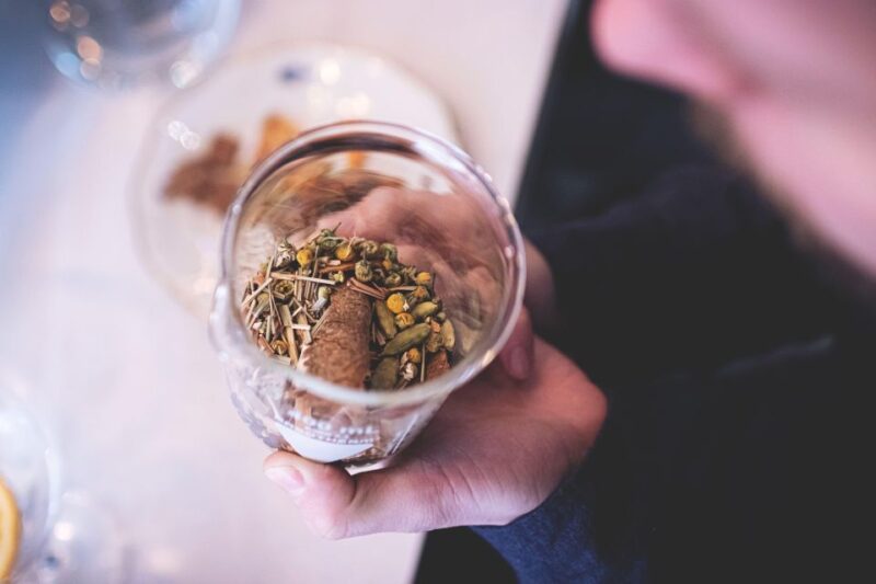 Gin distillation workshop in French - What to Expect from the Workshop