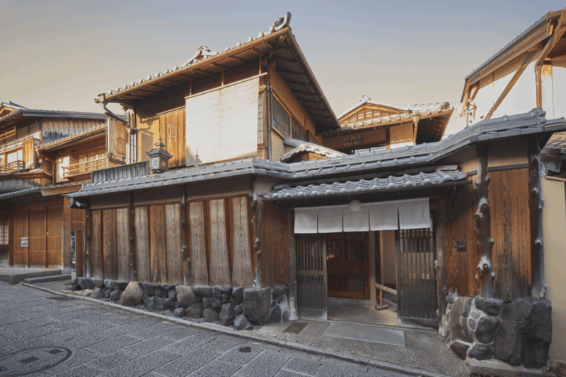 Gion? Arashiyama? or BOTH? Adventure With a Local Guide! - Customizing Your Personalized Tour