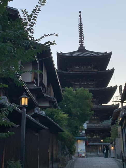 Gion Night Walk:Discover Geisha Culture in Kyoto - What to Expect on the Gion Night Walk
