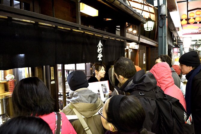 Gion Walking Tour by Night - Navigating the Narrow Streets