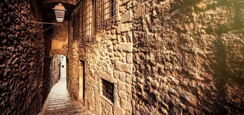 Girona: Private History Tour - Who Should Book This Tour?