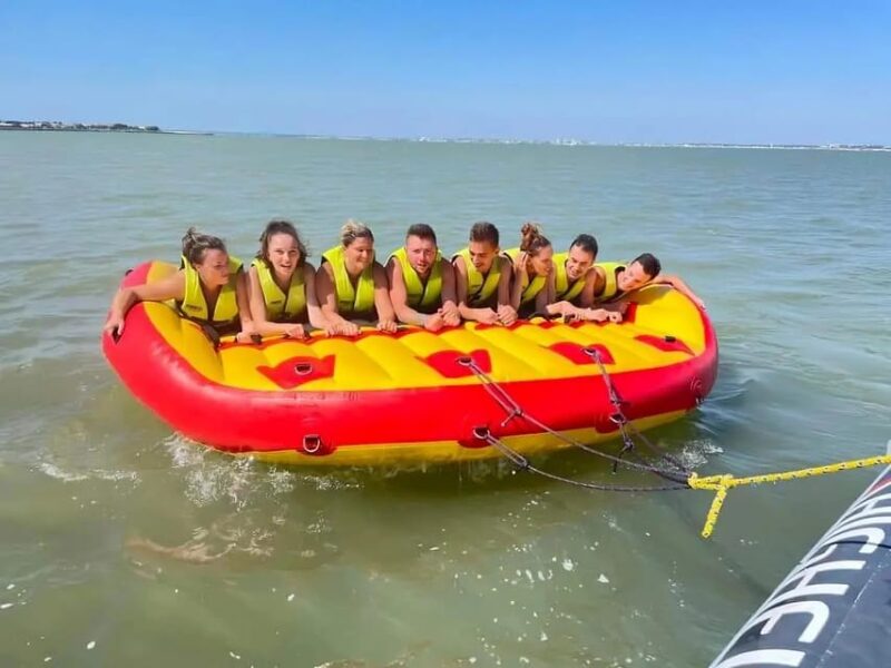 Gironde: Laughter and adrenaline with the Airstream buoy - Key Points