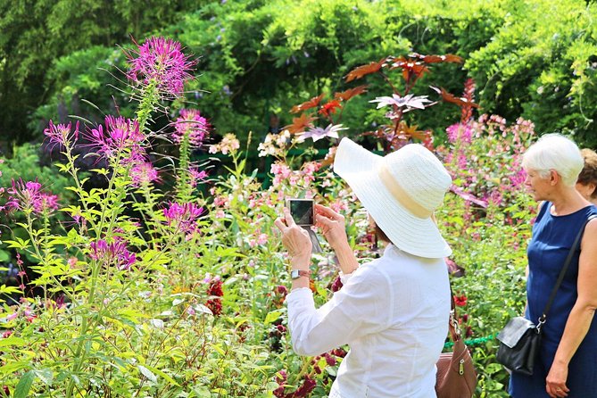 Giverny and Monet's Garden Half-Day Trip from Paris - Summary: Who Should Consider This Tour?