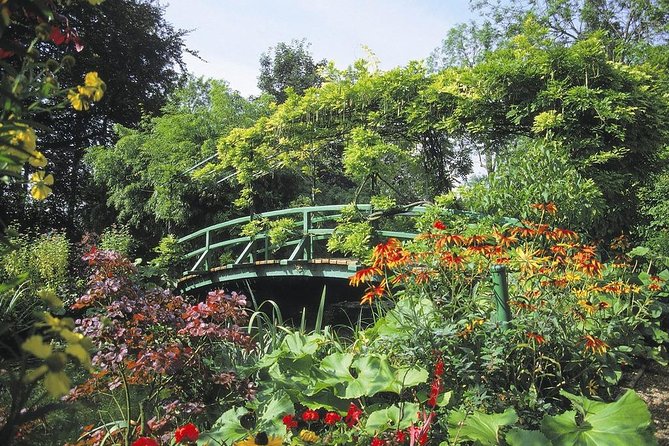 Giverny and Versailles Private Full-Day Tour - FAQ