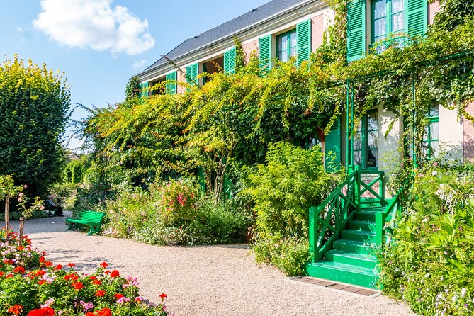 Giverny Monet's Gardens Entrance Ticket with Transport from Paris - Authentic Experiences and Hidden Gems