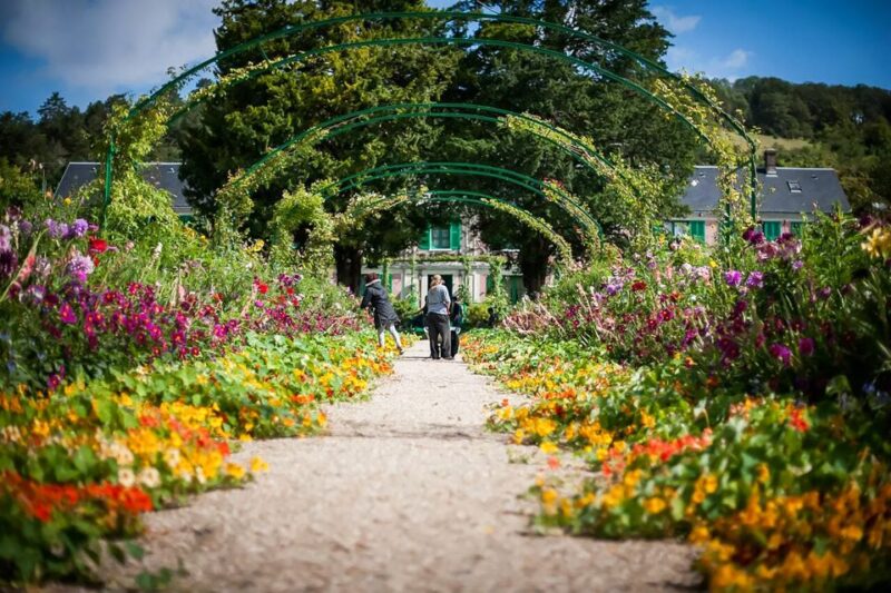 Giverny: Monet's House and Gardens Guided Tour - An In-Depth Look at the Experience